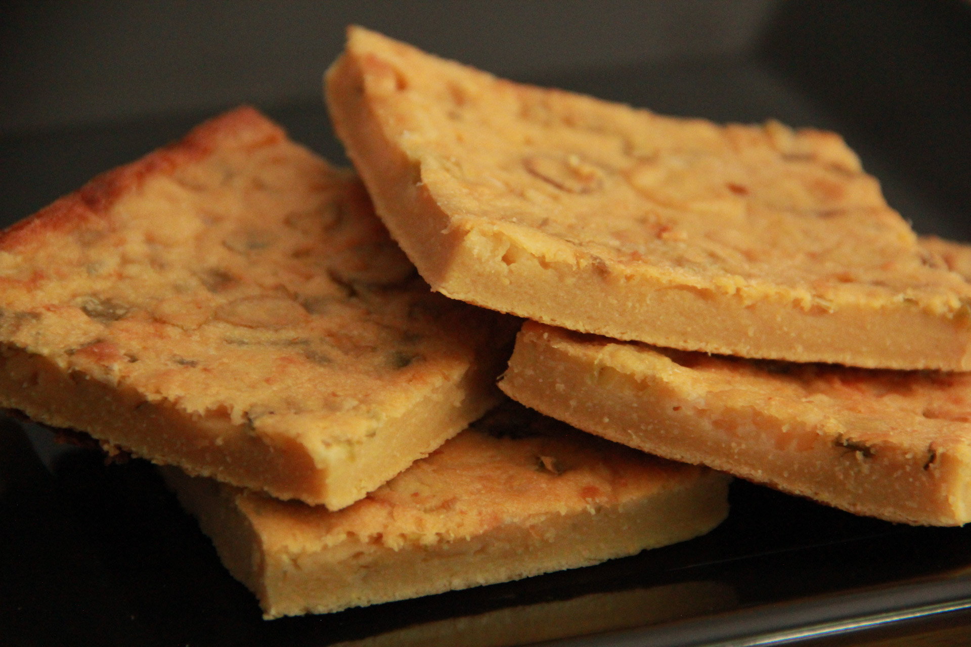 Argentinian fainá with green onions - BASTAPASTA