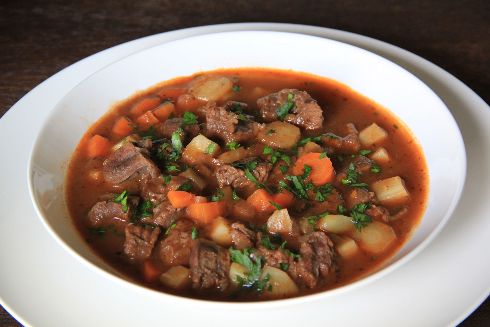 Receta original y auténtica del Gulash húngaro (“Magyar Gulyás ...