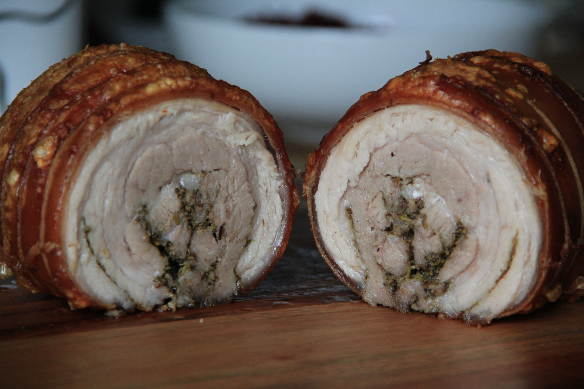 Porchetta italiana super sabrosa y crujiente - BASTAPASTA